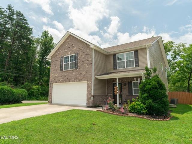 6901 Holliday Park Ln, Knoxville, TN 37918