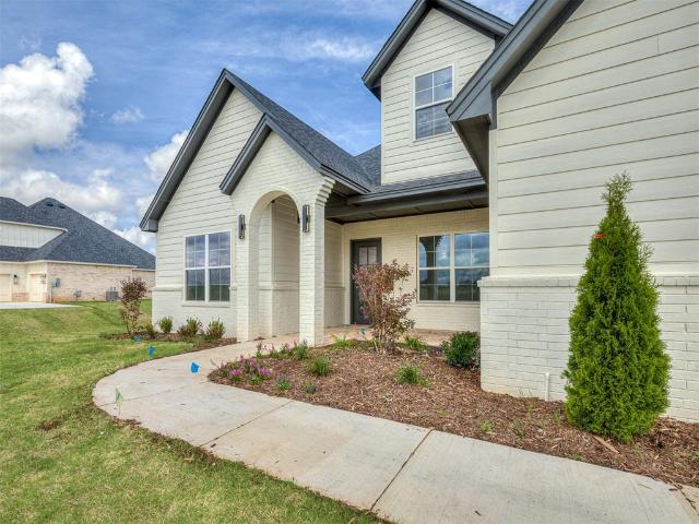 6901 Lake View Court