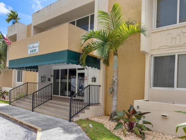 6901 SW 147th Ave #4C, Miami, FL 33193
