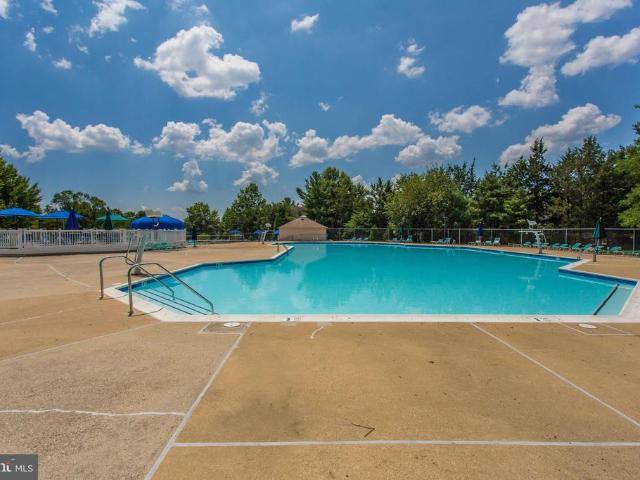 6901 Victoria Drive # UNIT I