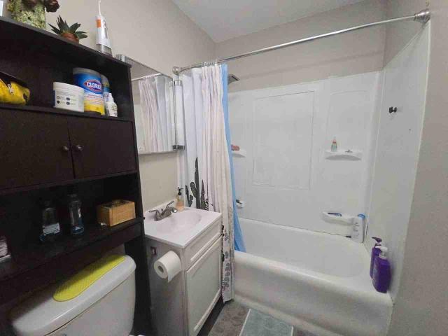 6901 13 W Mitchell St. 2 Bedroom Apartment for Rent at 6901 W Mitchell St, West Allis, WI 53214