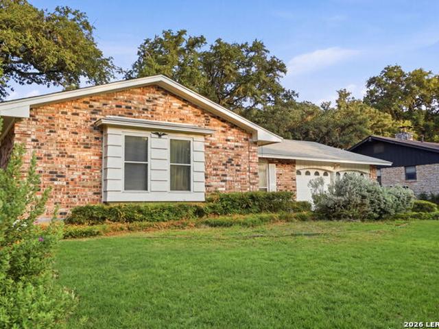6902 Forest Grove