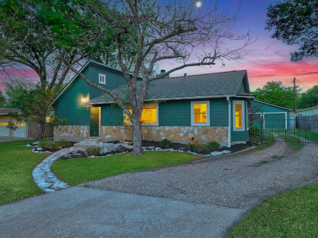 6903 Ardath St, Austin, TX 78757 | MLS #3389 | Compass