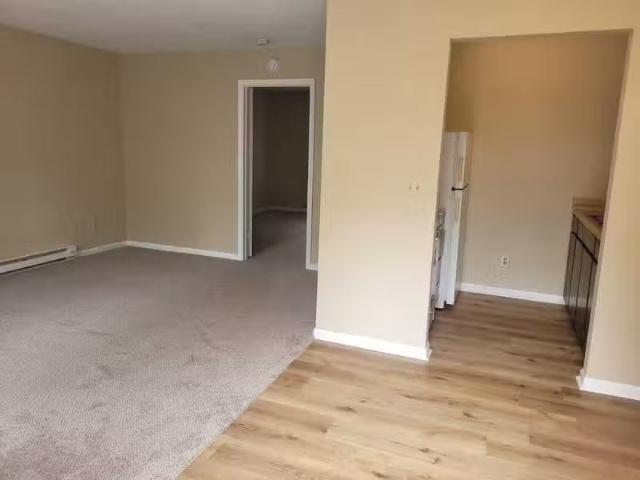 $690 1 Bedroom 1 Bathroom Apartment In Greensboro 2003 Wood.