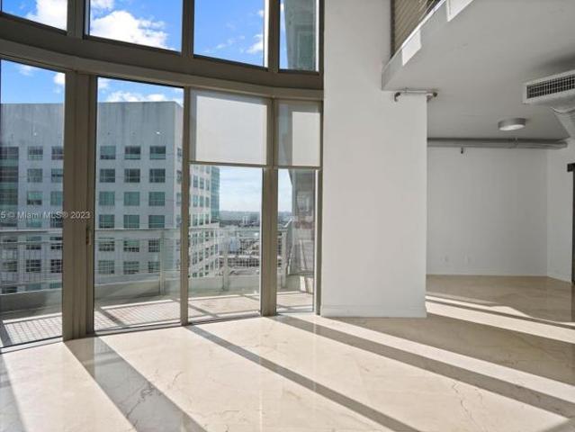690 1st Ct SW #2727, Miami, FL 33130