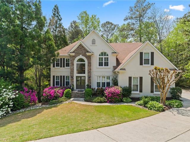 690 Abbeywood Dr, Roswell, GA 30075 | MLS #7644 | Compass