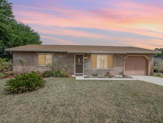 690 Londonderry Cir SE, Palm Bay, FL 32909