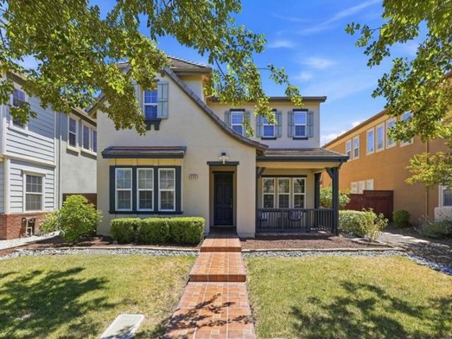 690 N San Marcos Dr, Tracy, CA 95391