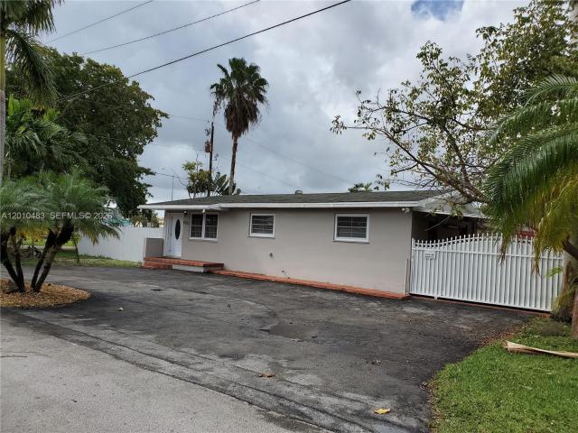 690 SW 120th Ave, Miami, FL 33184 | MLS #A12010 | Compass