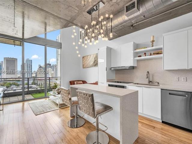 690 SW 1st Ct Apt 1709, Miami, FL 33130