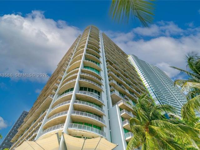 690 SW 1st Ct Unit PHII17, Miami, FL 33130
