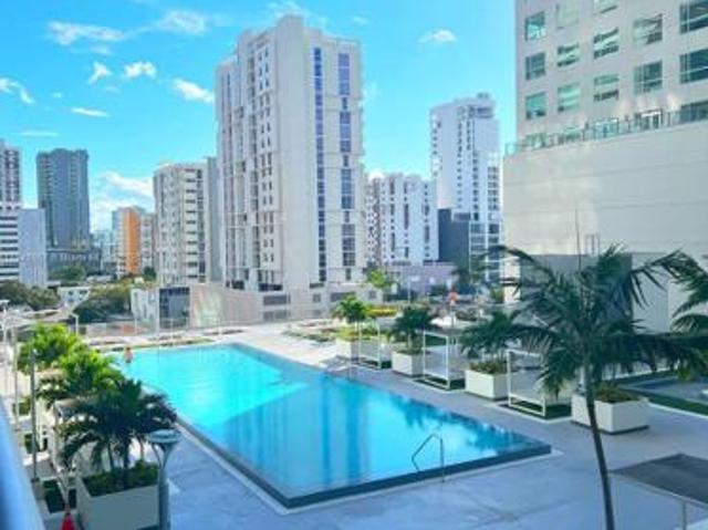 690 SW 1st Ct #1032, Miami, FL 33130