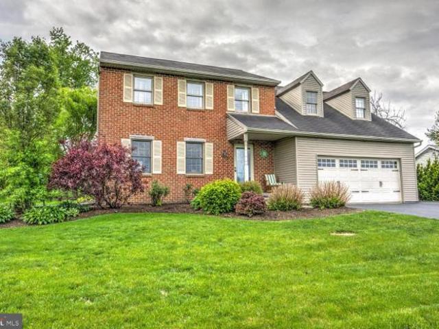 690 W Church Rd, Ephrata, PA 17522