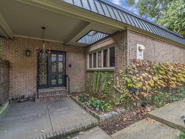 690 Timber Ln, Nashville, TN 37215