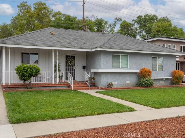 6915 E Stearns St, Long Beach, CA 90815 | Compass
