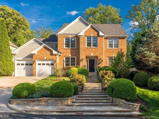 6915 Saint Albans Rd, McLean, VA 22101