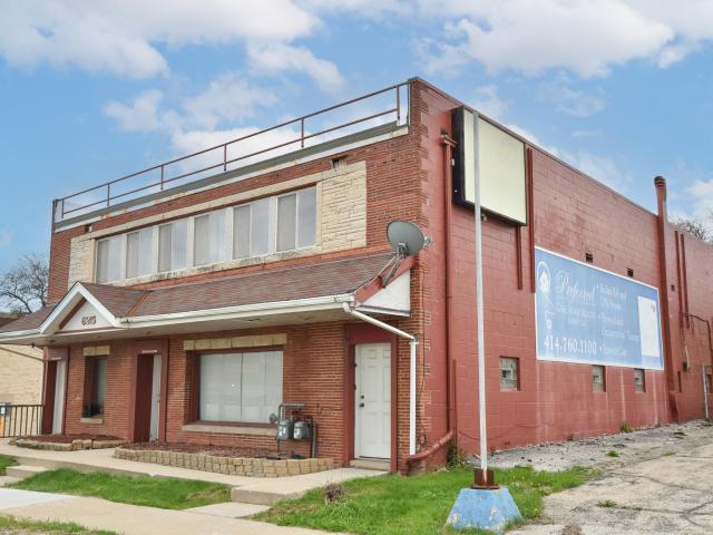 6915 W Capital Dr