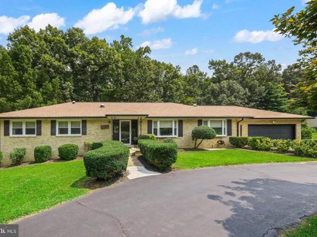 6916 Harvey Rd, Manassas, VA 20112