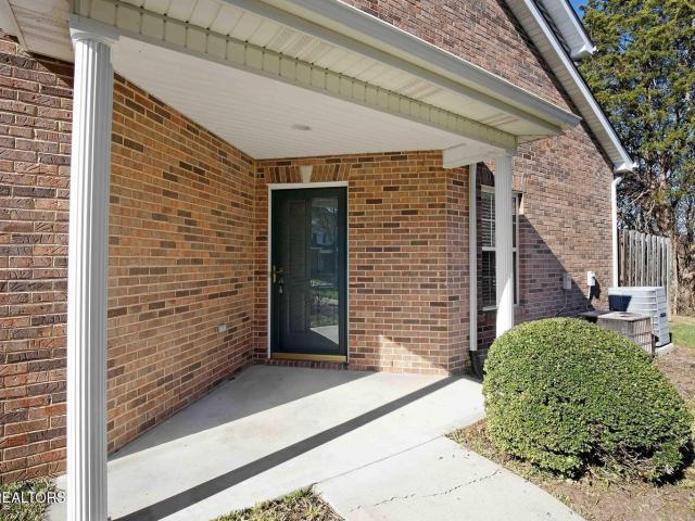 6916 La Christa Way