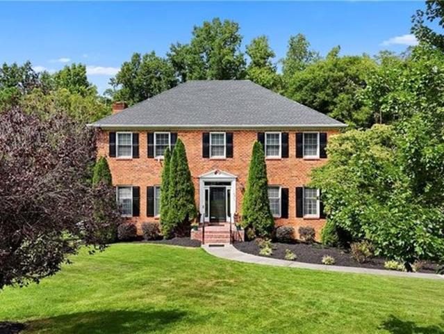 6917 August Dr, Clemmons, NC 27012
