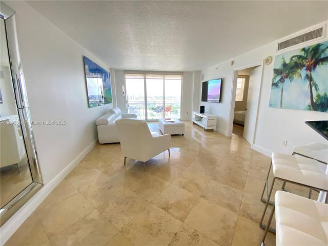 6917 Collins Ave, Unit 1422, Miami Beach, FL 33141 | MLS #A11896