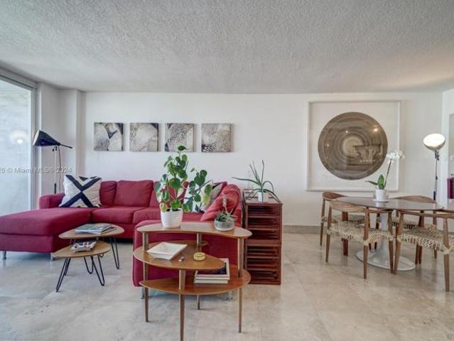 6917 Collins Ave #1524, Miami Beach, FL 33141