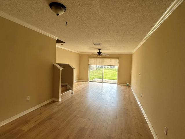 6918 Hawthorne Trace Ln, Riverview, FL 33578 | MLS #A4676