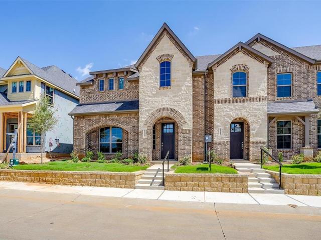 6918 Houndstooth Place