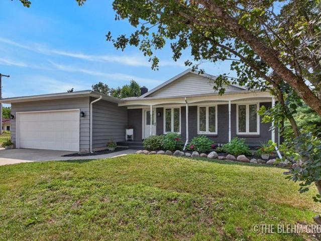 6919 Cherry Valley Ave SE, Caledonia, MI 49316