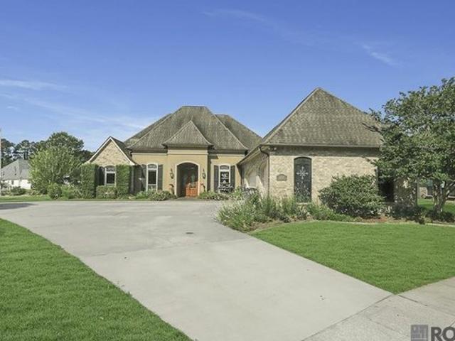 6919 Lagoon Ct, Greenwell Springs, LA 70739