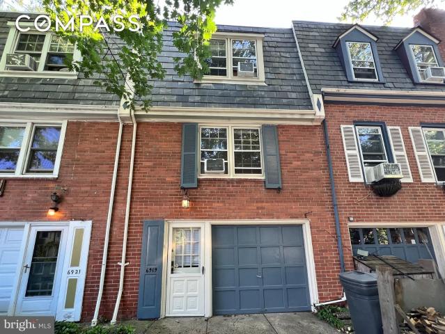 6919 Sprague St, Philadelphia, PA