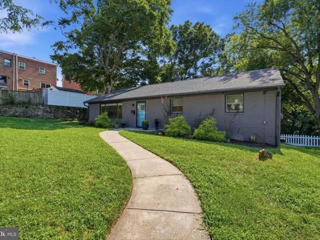 6910 Cliff Rd, Philadelphia, PA 19128