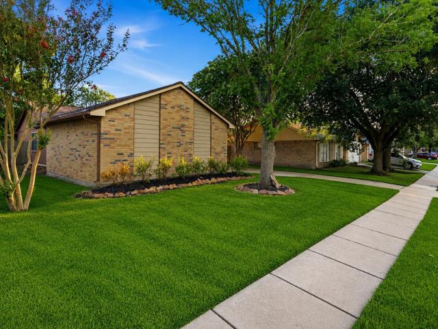 6910 Harpers Drive