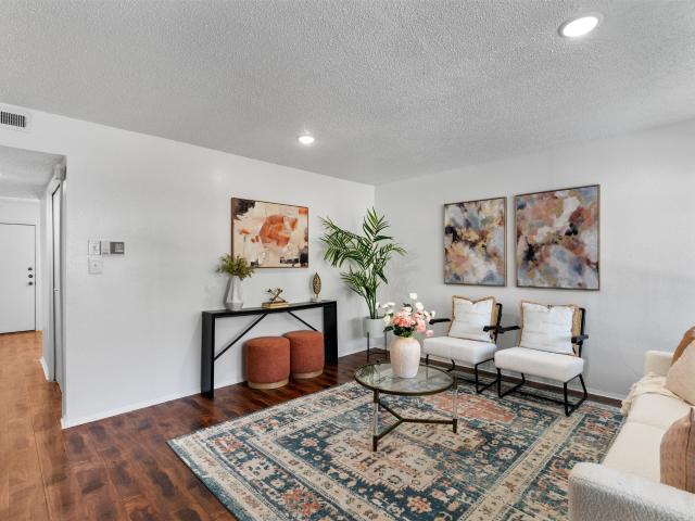 6910 Hart Ln, Unit 203, Austin, TX 78731 | MLS #9355