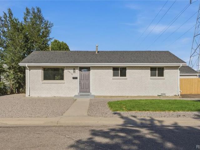 6910 Jasmine St, Commerce City, CO 80022