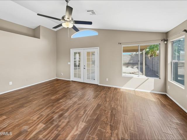 6910 w via del sol drive