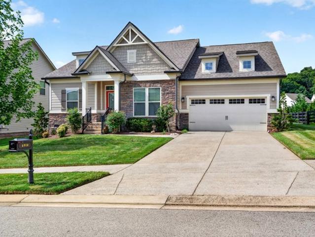6910 Wellsford Ln, College Grove, TN 37046