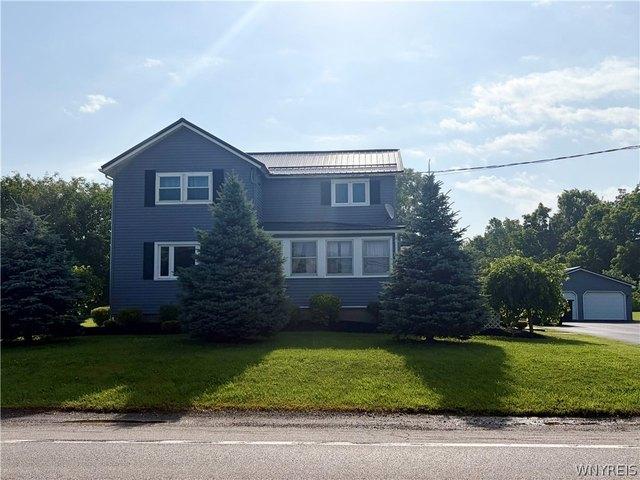 6911 Maple Rd, Akron, NY 14001