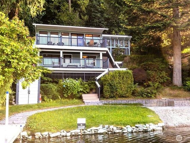 6911 Olive Ave, Stanwood, WA 98292
