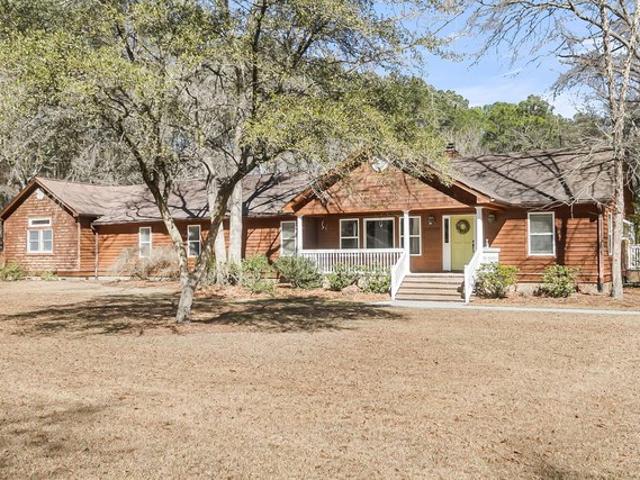 6911 Buckhorn Rd, Ravenel, SC 29470
