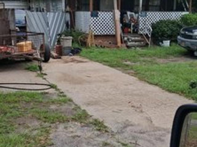 6911 Coe Rd, Panama City, FL 32404