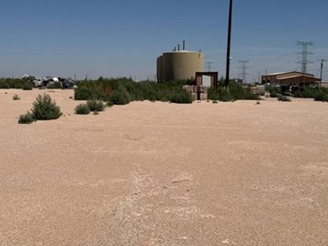 6911 E County Road 97, Midland, TX 79706