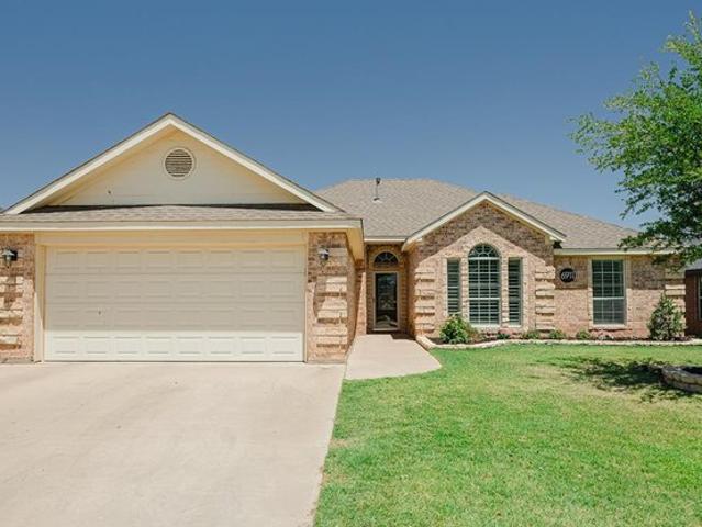 6911 Stonehenge Rd, Odessa, TX 79765