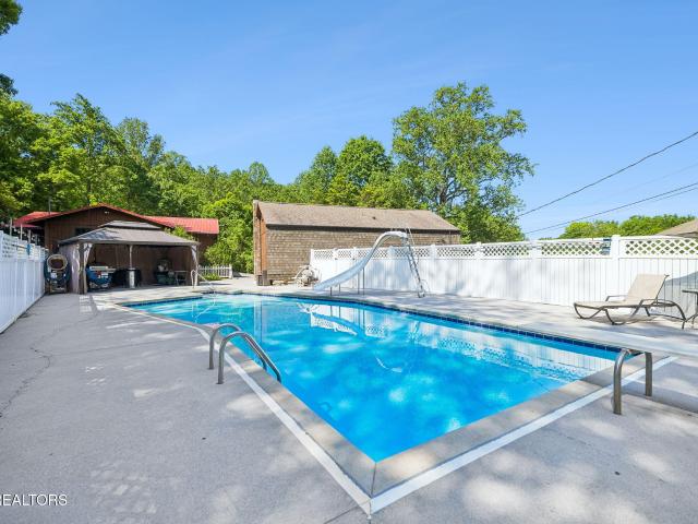 6911 Sevierville Pike, Knoxville, TN 37920 | MLS #1338 | Compass