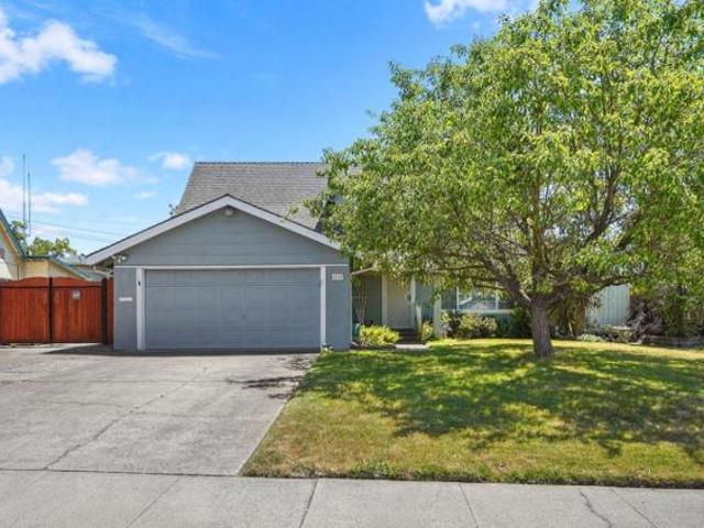 6912 Mirador Way, Sacramento, CA 95828