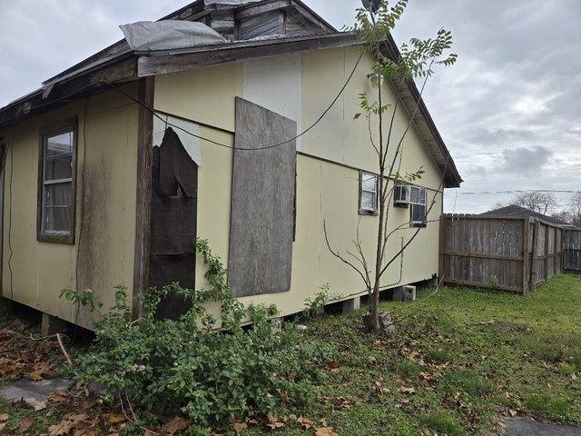 6912 Carver Ave, Texas City, TX 77591