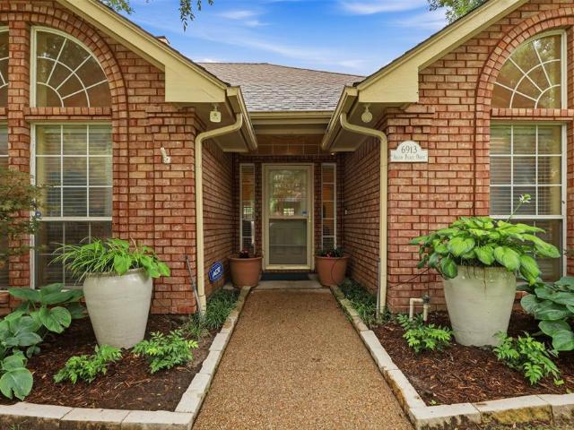 6913 Allen Place Drive