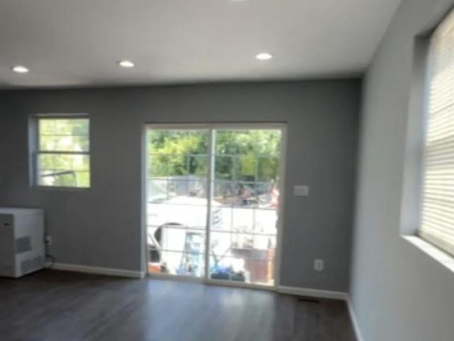 6913 Annapolis Road