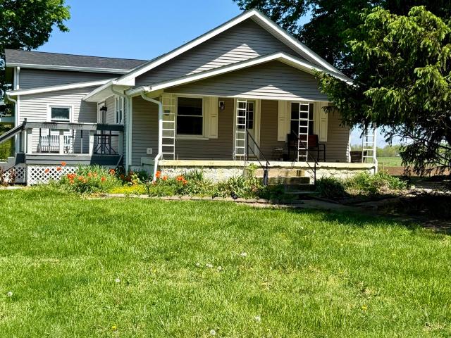 6913 E County Road 200 N