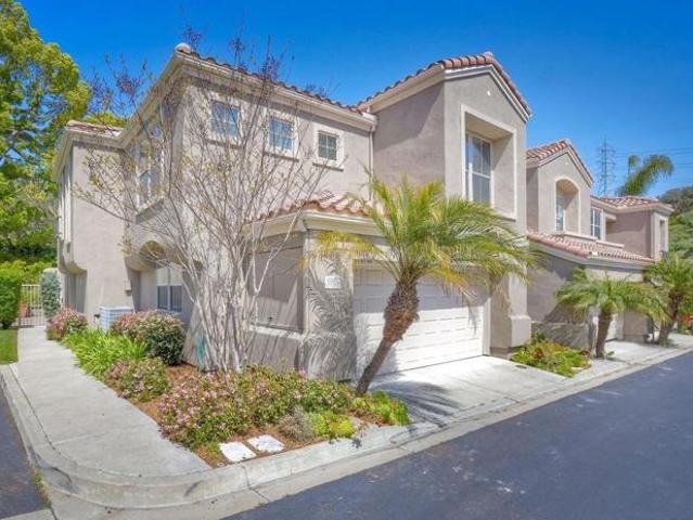 6913 Goldfinch Pl, Carlsbad, CA 92011